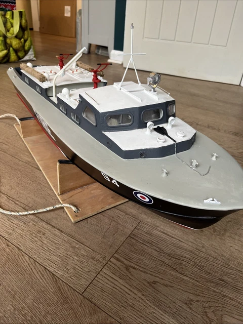 AEROKITS VOSPER RAF crash tender original model Fireboat. 34”. £166.00 ...