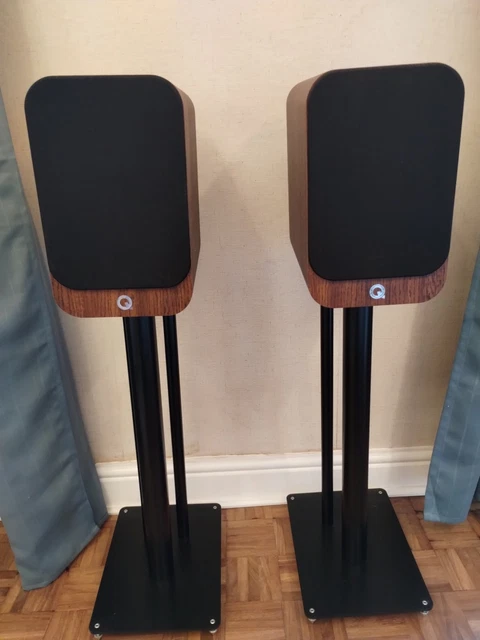 Q ACOUSTICS 3030I Bookshelf Speakers and Q3030i Floor Stands £250.30 ...