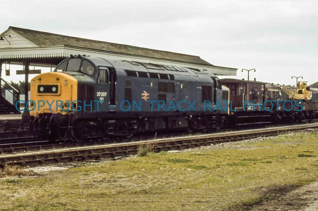 UK RAILWAY PHOTOGRAPH Of Class 37 37207. Rm37-700 £1.70 - PicClick UK