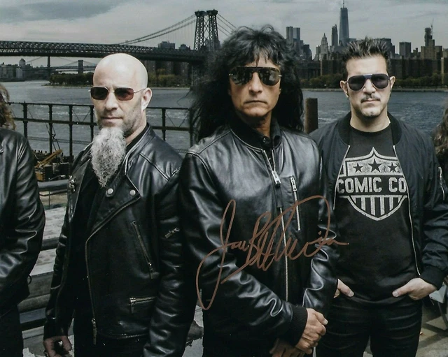 GFA ANTHRAX BAND Frontman JOEY BELLADONNA Signed 8x10 Photo J1 COA EUR ...