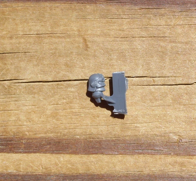 40K SISTERS OF Battle Seraphim Squad Head Superior Helmeted Head Lot ...