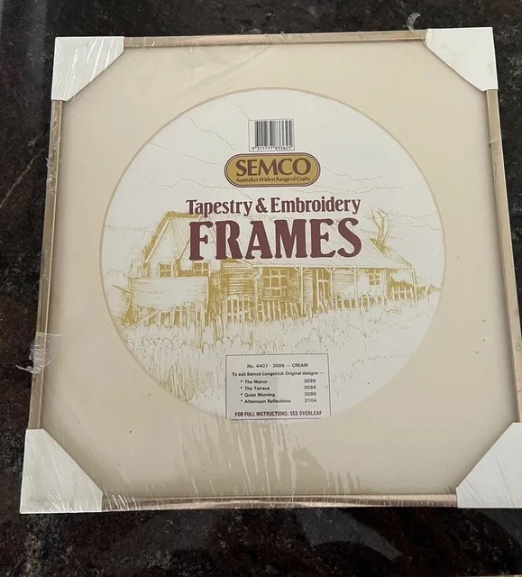 SEMCO TAPESTRY EMBROIDERY Long Stitch Frame Cream Mat Gold Frame Suits ...