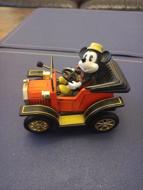 VINTAGE MASUDAYA CORP. 1981 Mickey Mouse In His Racing Car With Pull ...