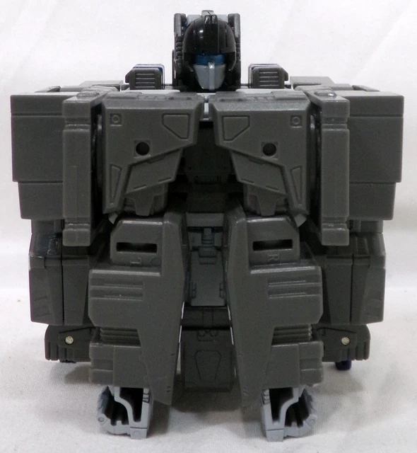 TRANSFORMERS TITANES RETORNO Titan Clase Fortress Maximus Hasbro 2016 ...