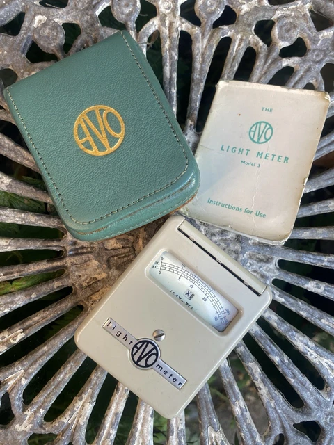 VINTAGE / ANTIQUE AVO Light Meter with Case and Instructions - Model 3 ...