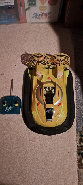 TAIYO EDGE HOVERCRAFT RC w/Remote Sell With X2 Batteries £20.00 ...