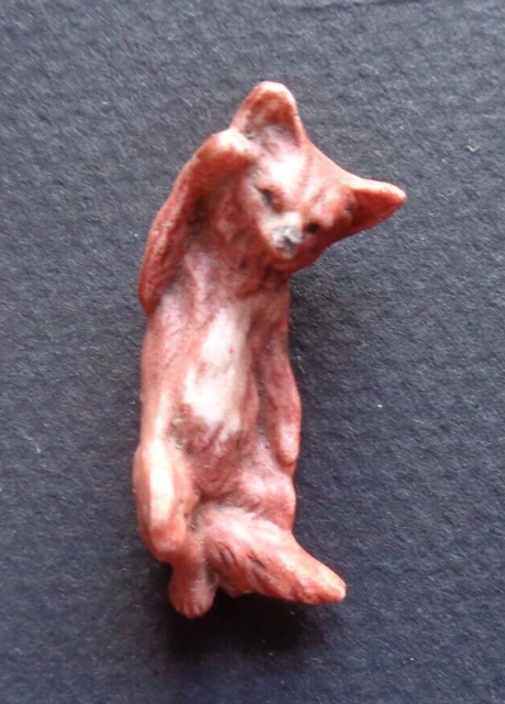 ANTIQUE PORCELAIN MATTE Red Fox Bean on Back Scratching Ear £81.69 ...
