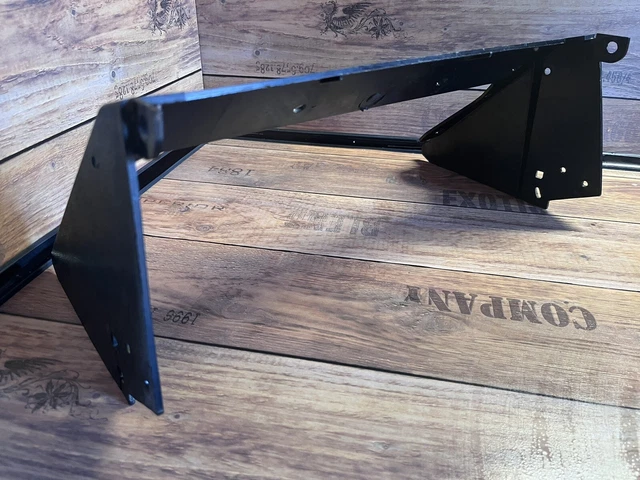 USED LAND ROVER Defender Mtc2808 Rear Binnacle Cowl Genuine £36.00 ...