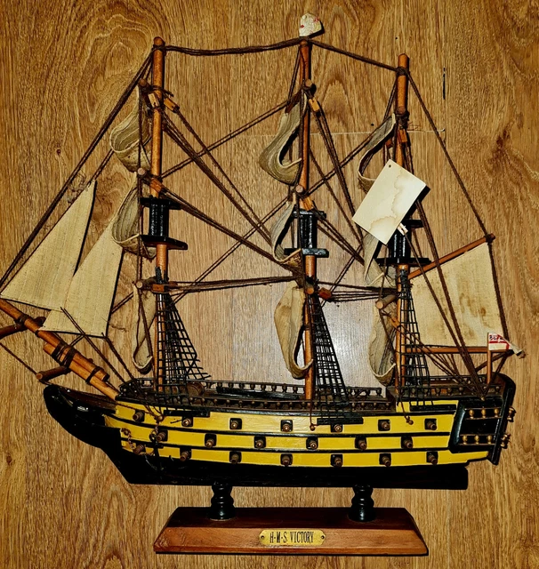 HMS VICTORY WOODEN Model Ship Ornament £19.99 - PicClick UK