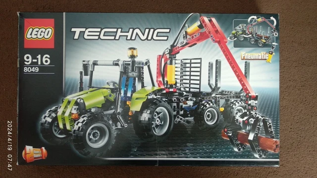 LEGO TECHNIC: TRACTOR with Log Loader (8049). £59.99 - PicClick UK