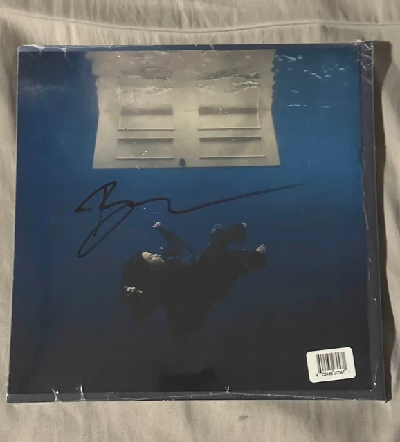 SIGNED BILLIE EILISH Hit Me Hard and Soft Exclusive Autographed Insert ...