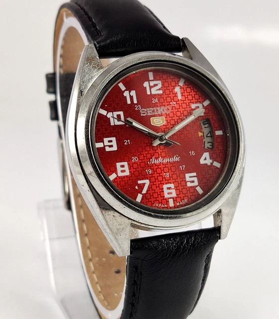 SEIKO 5 RED 17 Jewels Dial Day Date Automatic Men's Watch 7005A £60.77 ...
