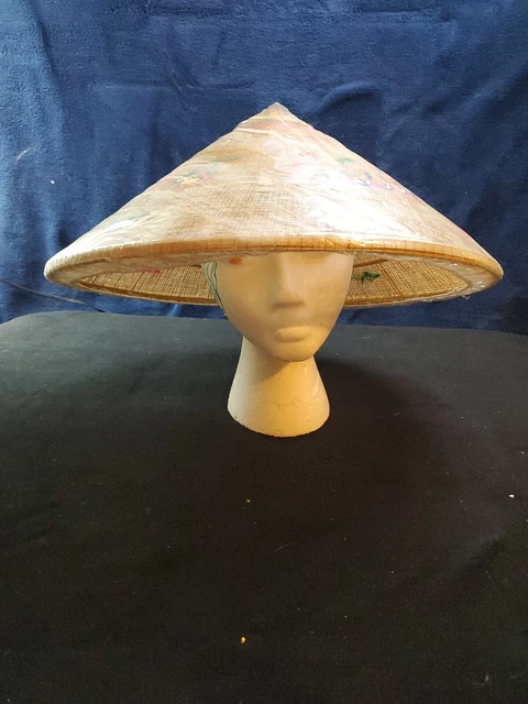 VINTAGE ASIAN CONICAL Straw Hat Vietnamese Rice Field Vietnam Souvenir ...