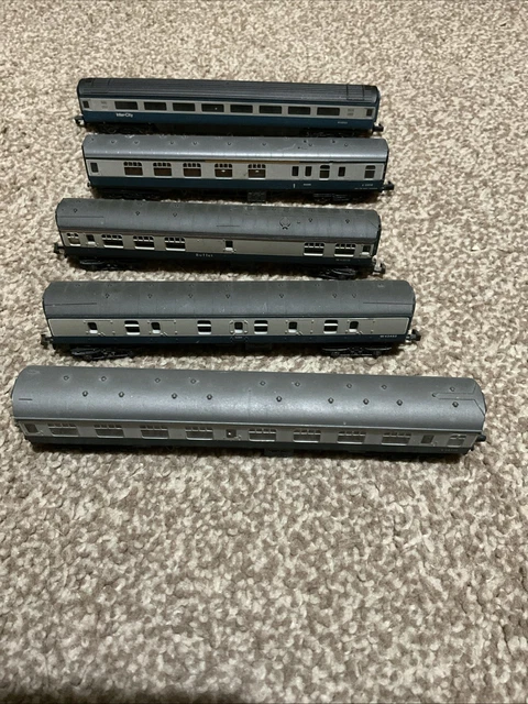 N GAUGE BR Coaches And A Intercity Coach £26.04 - PicClick UK