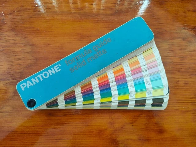 PANTONE FORMULA GUIDE Solid Matte 2004 $63.45 - PicClick AU
