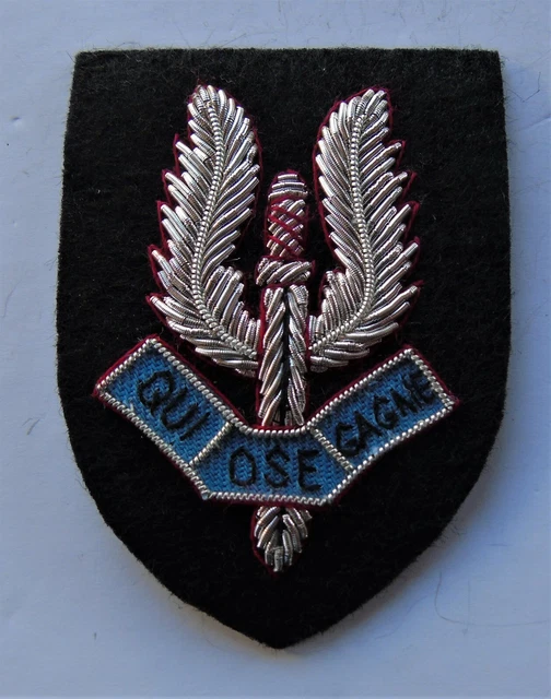 FRENCH SAS 1ER RPIMa Marine Infantry Parachute Regiment Beret Badge ...