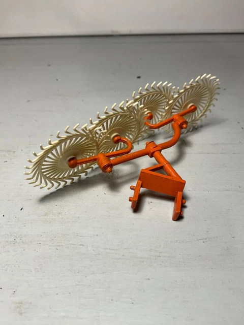 BRITAINS FARM TOYS Acrobat Hay Rake Turner Spreader For Restoration Not ...