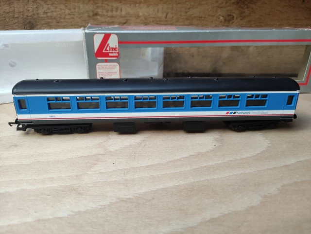 LIMA OO GAUGE Network Southeast Coach £20.00 - PicClick UK