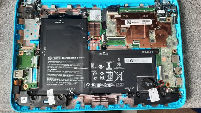 HP STREAM 11- AH005na motherboard, battery and bottom case assembly. £ ...