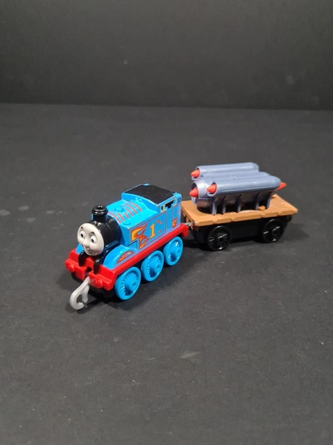 THOMAS THE TANK Engine Trackmaster Rocket Thomas PushAlong Train Metal ...