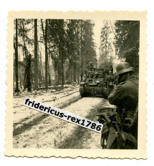 E50 FOTO 2 WH HKL Ostfront Beute Panzer Tank Nr. 3 Praga TNH PzKpfw 38 ...