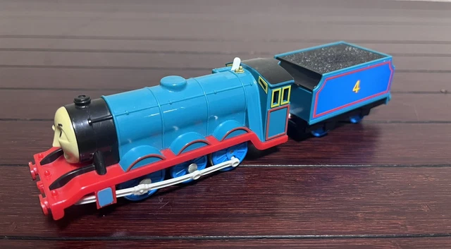 THOMAS & FRIENDS TOMY Trackmaster GORDON 2001 MOTORIZED Train Tank ...
