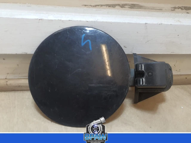 HOLDEN VY VZ Sedan commodore sedan fuel flap $44.00 - PicClick AU