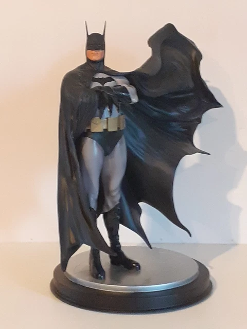 ALEX ROSS DESIGNED Statue Batman Dark Crusader 12" 401/3200 Boxed £165. ...