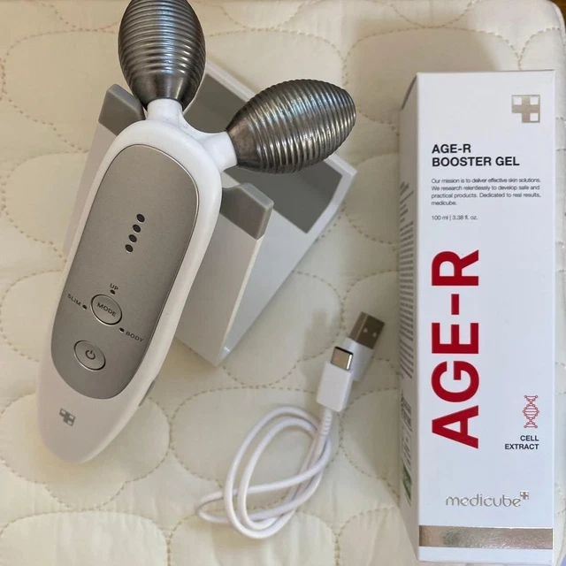 MEDICUBE AGE-R DERMA EMS Shot Massaggiatore Viso Dispositivo Anti-Aging ...