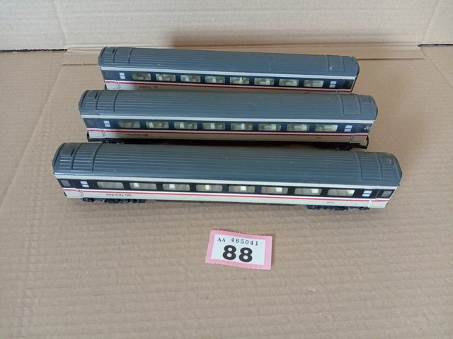HORNBY OO GAUGE Intercity 125 R434 Br-beige /grey R42251 8 Window Open ...