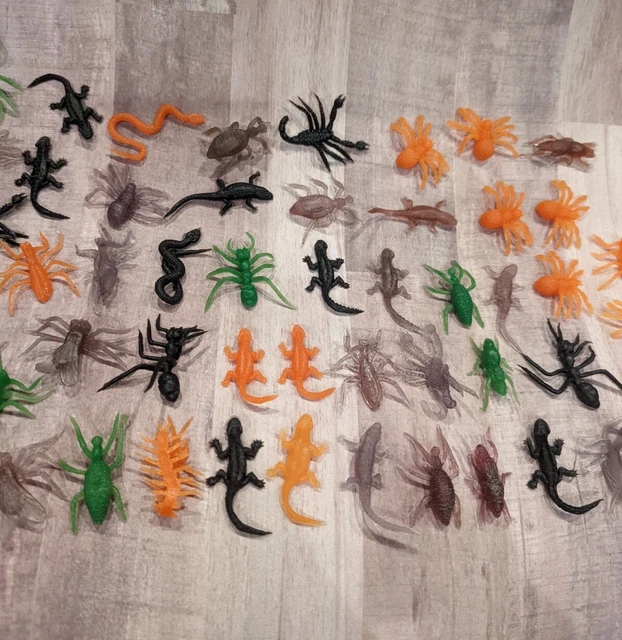 VINTAGE RUBBER JIGGLER lot of 50 Spiders Bugs Lizards Snakes Variety ...