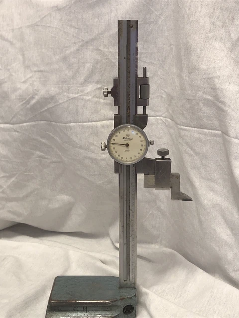VINTAGE MITUTOYO 6 Inch Dial Indicator Height Gage .001 Green Base $99. ...
