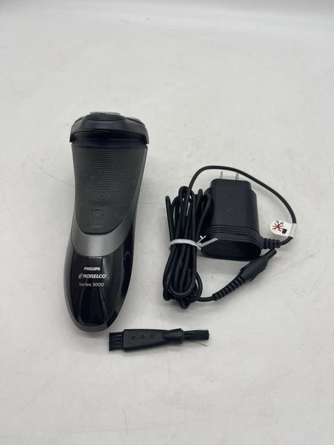 PHILIPS NORELCO SERIES 3000 Rechargeable Wet/Dry Electric Shaver w/cord ...