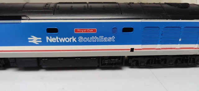 LIMA CLASS 50 50017 Royal Oak Network Southeast Livery L205135 £44.99 ...