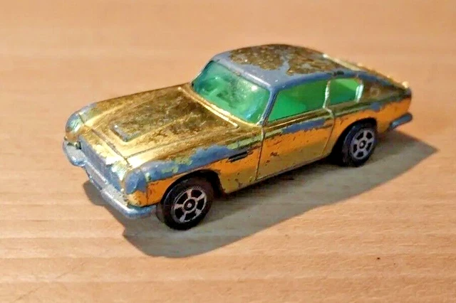 CORGI ROCKETS ASTON Martin D.B.6. Made in Great Britain Metallic Gold £ ...