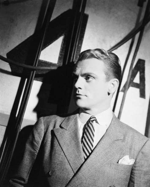 AMERICAN ACTOR JAMES Cagney wearing a jacket and striped tie Old Photo ...