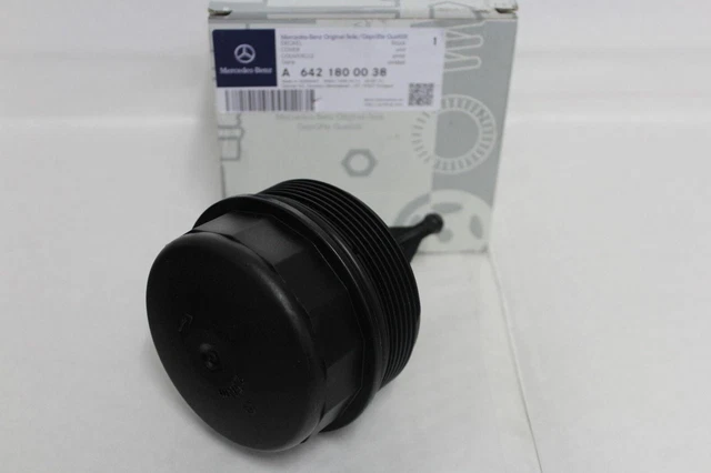 MERCEDES-BENZ E320 ENGINE Oil Filter Housing Genuine A6421800038 £55.99 ...