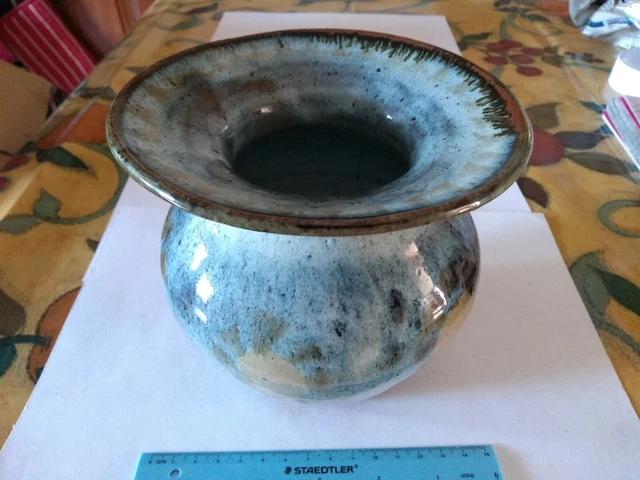 HARTLAND POTTERY VASE By Sarah Lander - Clive Pearson's Student. 1995 ...