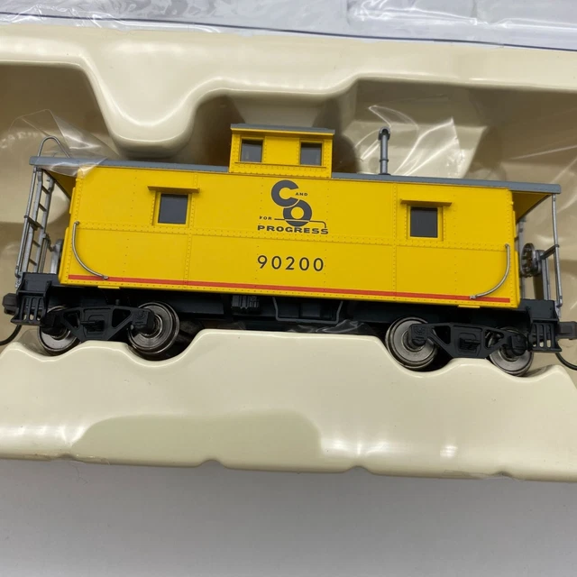 ATLAS HO TRAINMAN Center cupola caboose Chesapeake Ohio No 948 Yellow ...