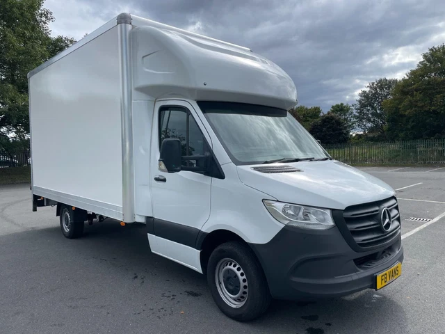 MERCEDES-BENZ SPRINTER 2.0 Cdi 315 Progressive 14Ft Luton With Tail ...
