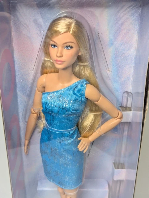 BARBIE SIGNATURE LOOKS #23 Blonde Hair Made To Move Doll 2024 $60.00 ...