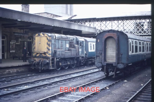 ORIGINAL 35MM SLIDE CLASS 08 SHUNTER NO 08538 AT SHEFFIELD MIDLAND 4/78 ...