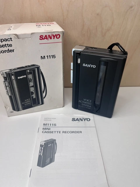 SANYO M1115 COMPACT Cassette Recorder Walkman BUILT IN SPEAKER. Mint ...