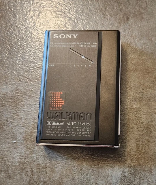 VINTAGE SONY WALKMAN WM-F100 III Radio Cassette Player No Battery ...