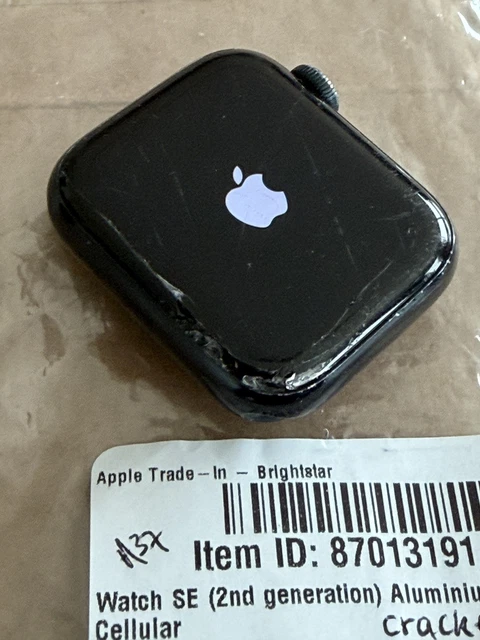 APPLE WATCH SE 2nd Generation GPS Aluminium 40mm Black Cracked Front ...