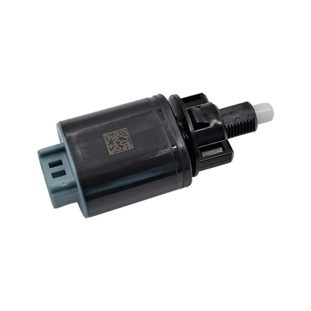 GENUINE STOP LAMP Switch For Isuzu Dmax TFS87 1.9TD RZ4E-TC 2020 ...