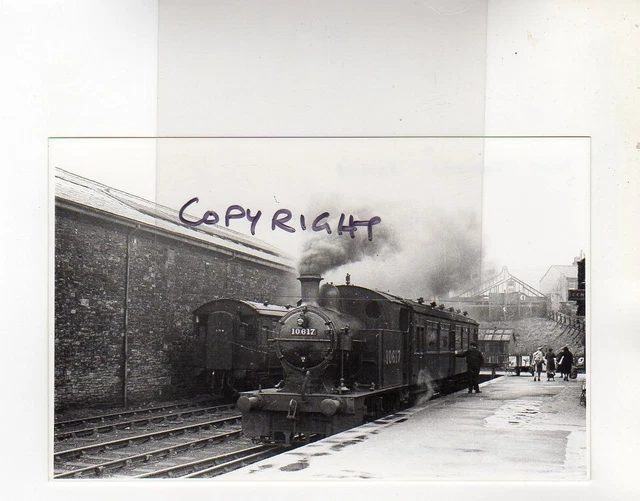 RAIL PHOTO LMS LYR Steam railmotor 10617 Horwich station Lancashire ...