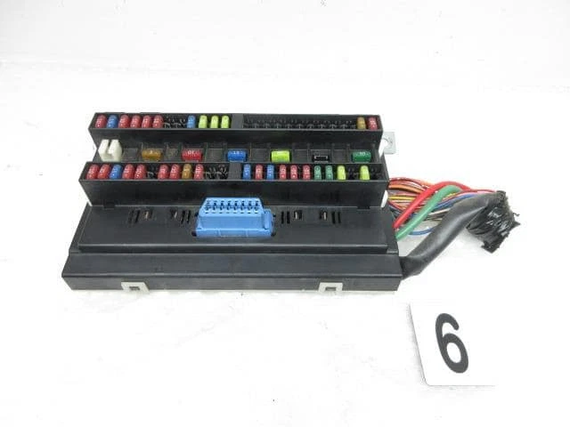 MITSUBISHI FUSO CANTER Guts 2005 PA-FD70BB Fuse Box [Used] [PA83436211 ...