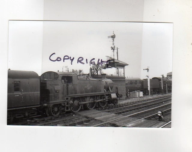 RAIL PHOTO GWR 262t 4135 Hereford station signal box Herefordshire LMS ...