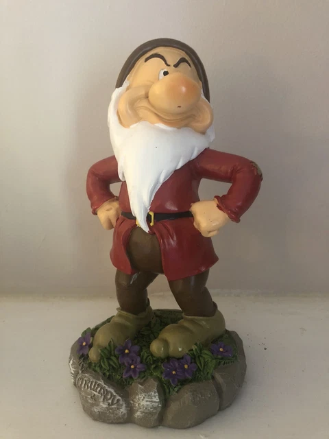 DISNEY GRUMPY GARDEN Statue Snow White Seven Dwarfs Indoor/Outdoor 9” £ ...